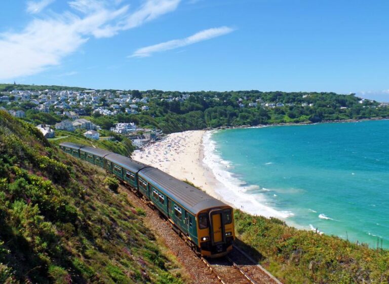 Top coastal rail routes with sea views - Scenic Rail Britain